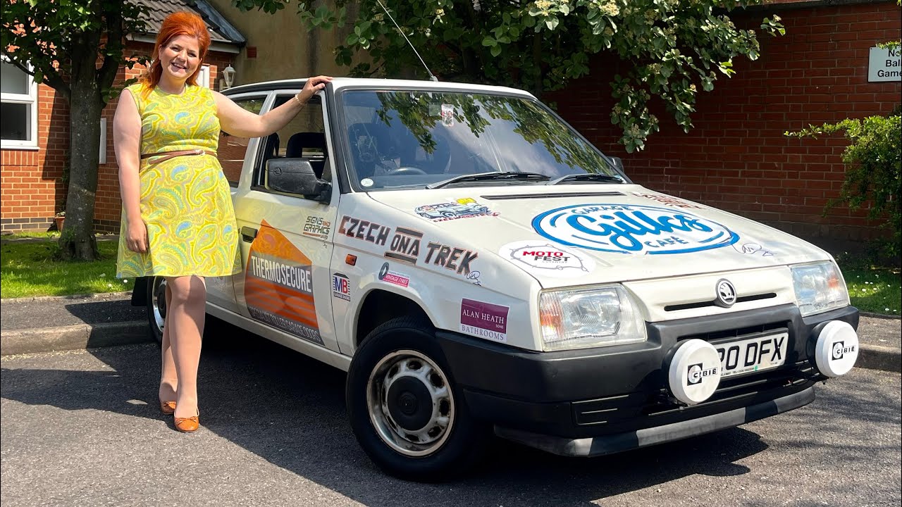 90s Skoda Favorit - a budget retro hot hatch super mini - YouTube