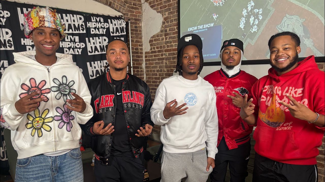 Gen & Eli sit down with football stars David Wright, David Martin, and Armone Harris! - YouTube