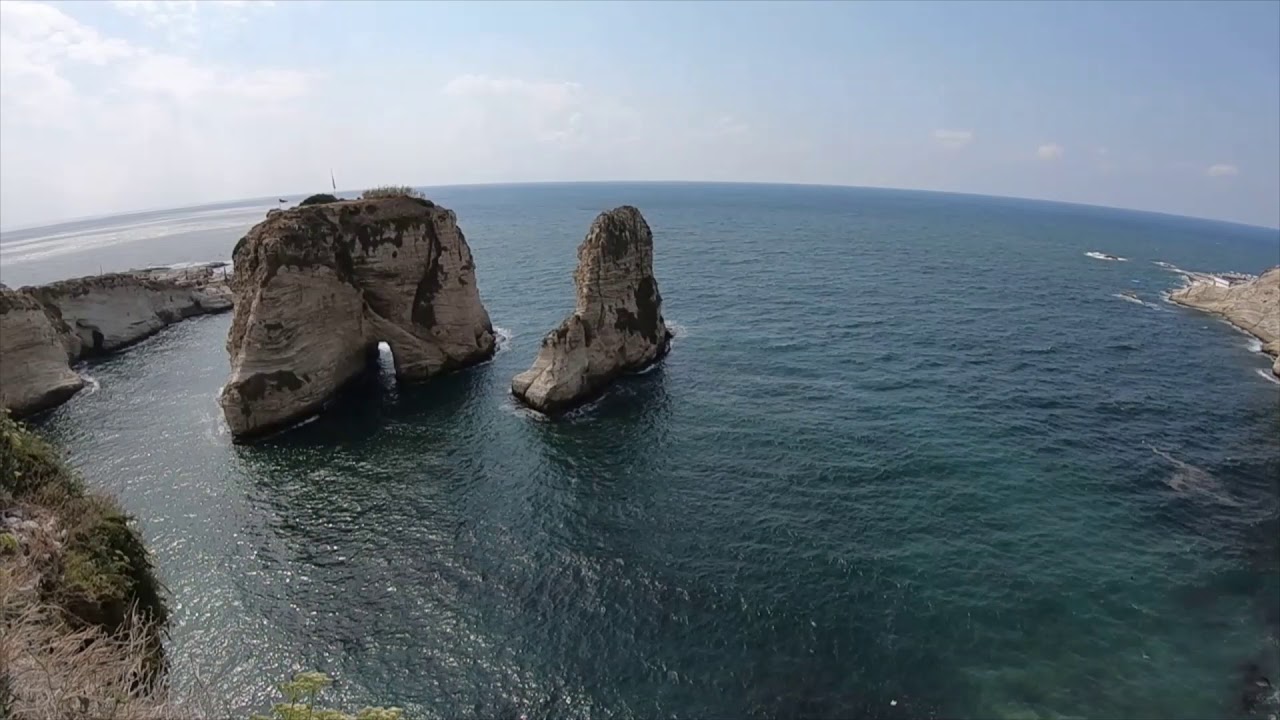 Raouche rocks - YouTube