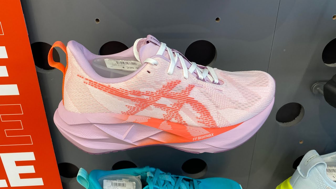 Asics Novablast 5 (White/ Coral Reef) - Style Code: 1012B765-101 - YouTube