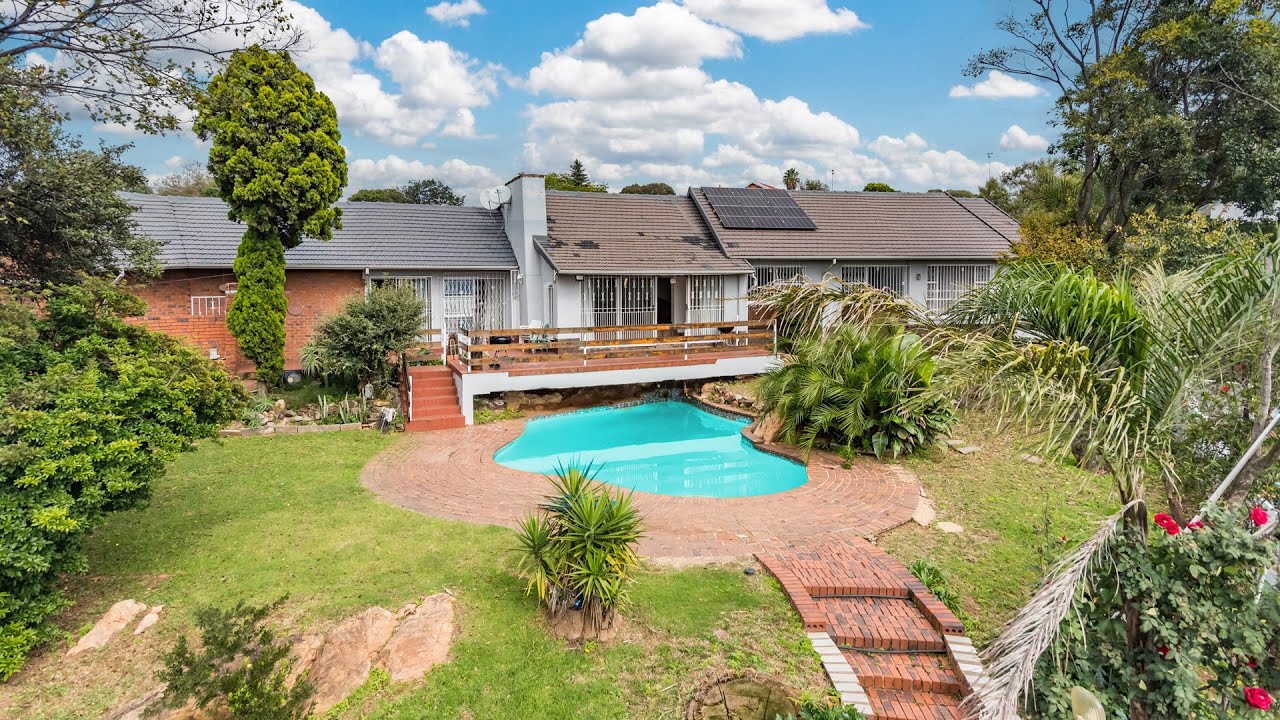 3 Bedroom House For Sale in Horison | Herman de Lange | Harcourts Rhino ...
