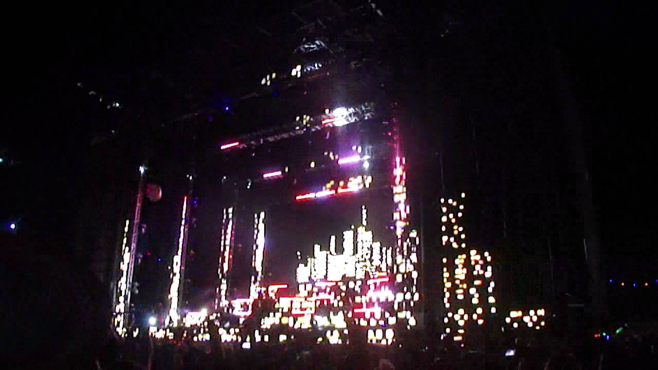 EDC 2012 pretty lights on neon gardens stage - YouTube