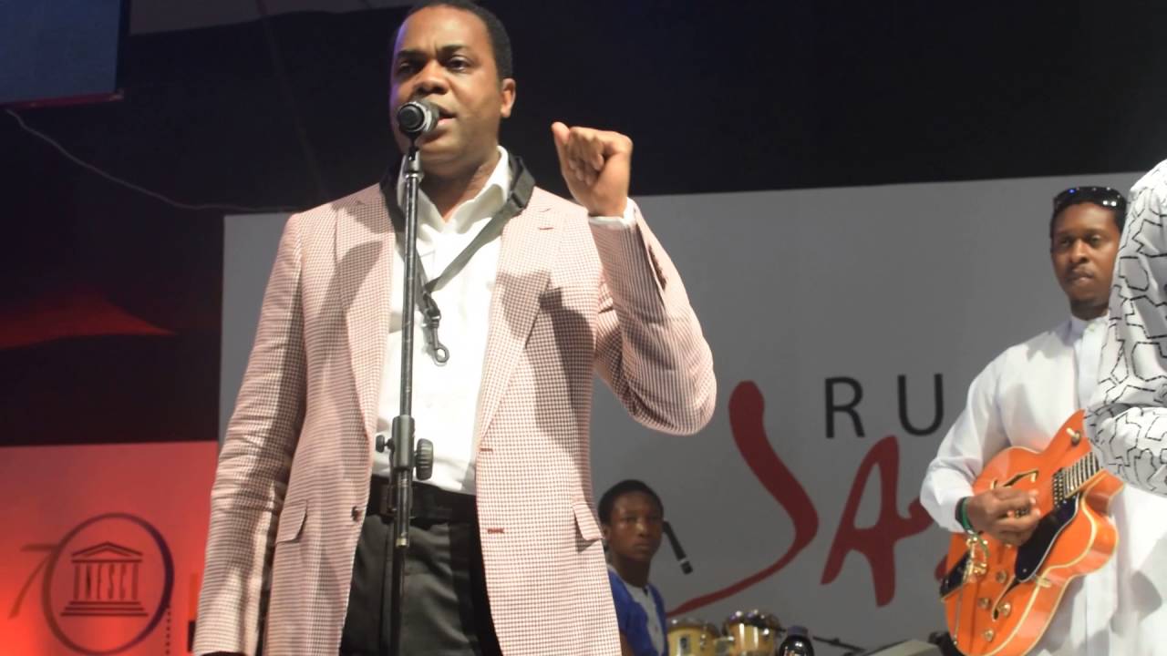 Donald Duke Performs - YouTube