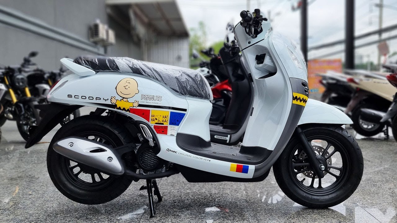 Honda Scoopy Snoopy Limited Edition - YouTube