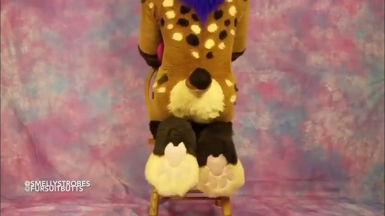Cute Strobes fursuit butt - YouTube