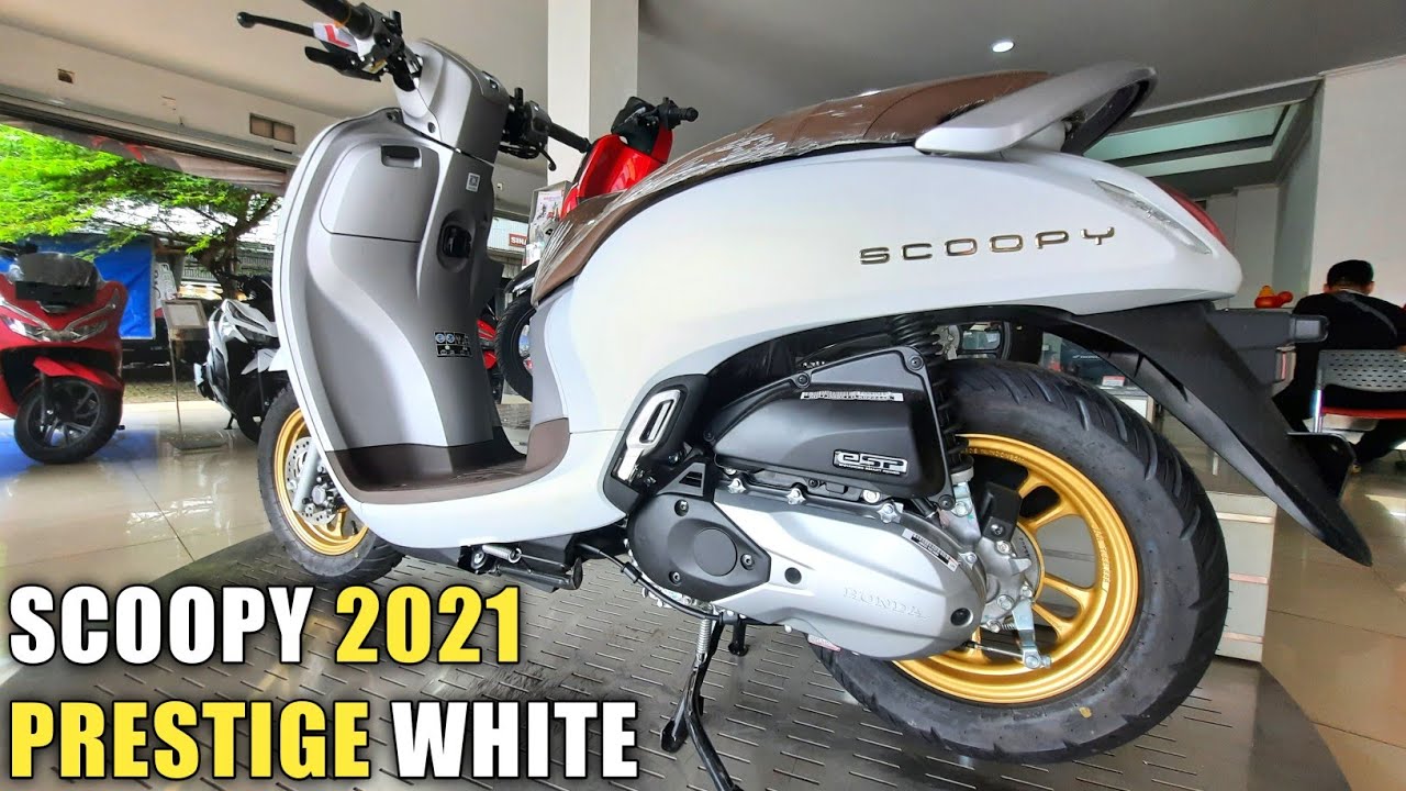 SCOOPY 2021 PRESTIGE WHITE - YouTube