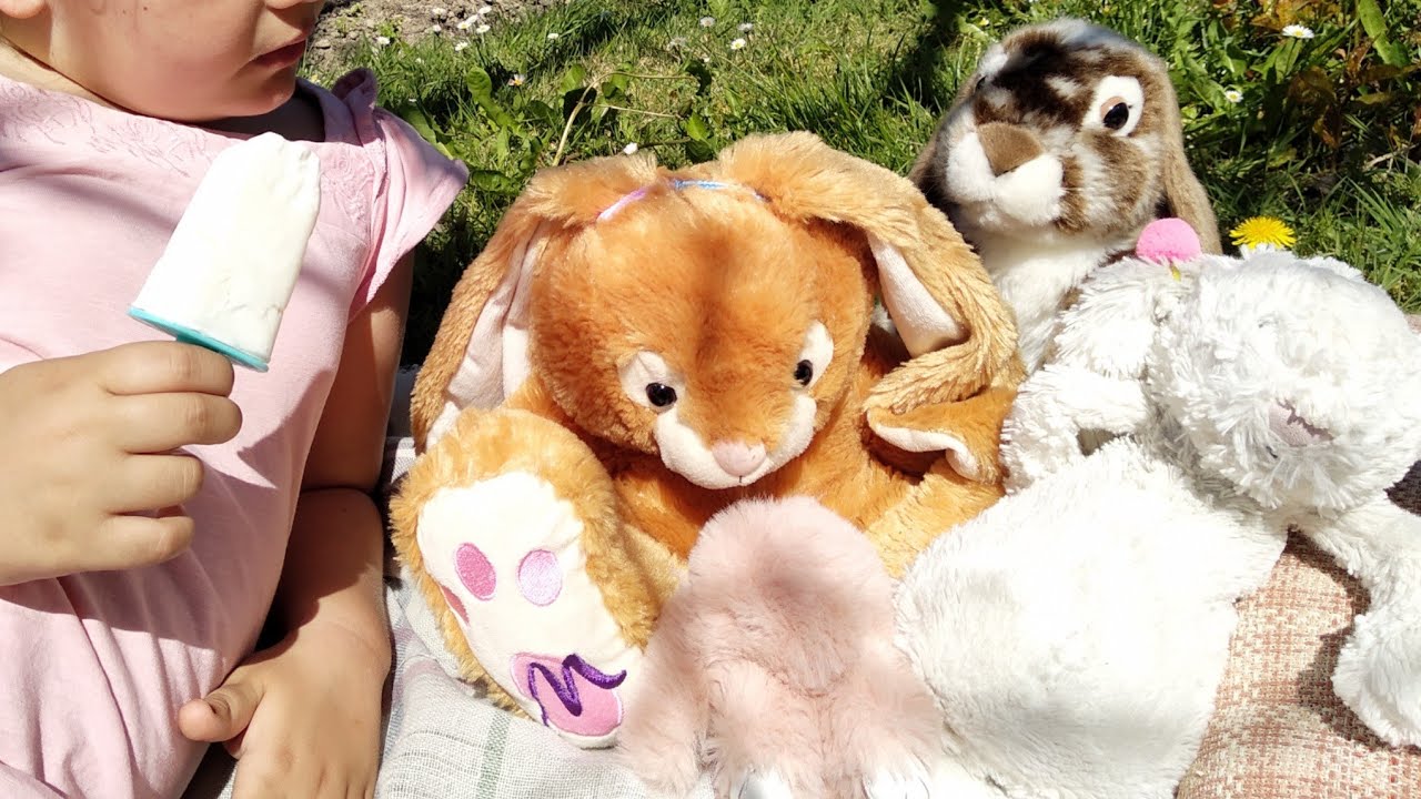 Encontramos conejitos de Pascua en el jardin! Easter adventure - YouTube