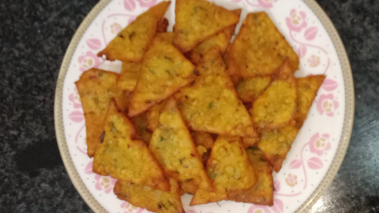 Snacks recipe with new style golden crispy snacks by Shaf salma. - YouTube
