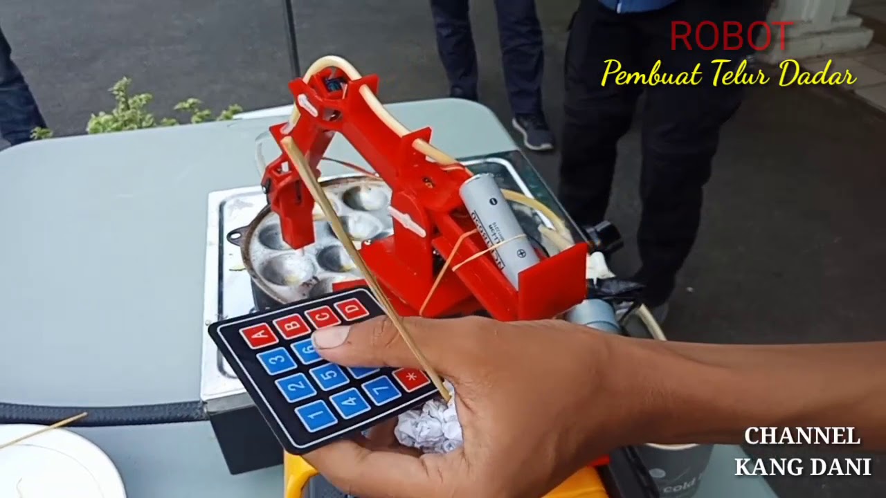 ROBOT Pembuat Telor Dadar Mini !!!Karya AGUNG B.W. - YouTube