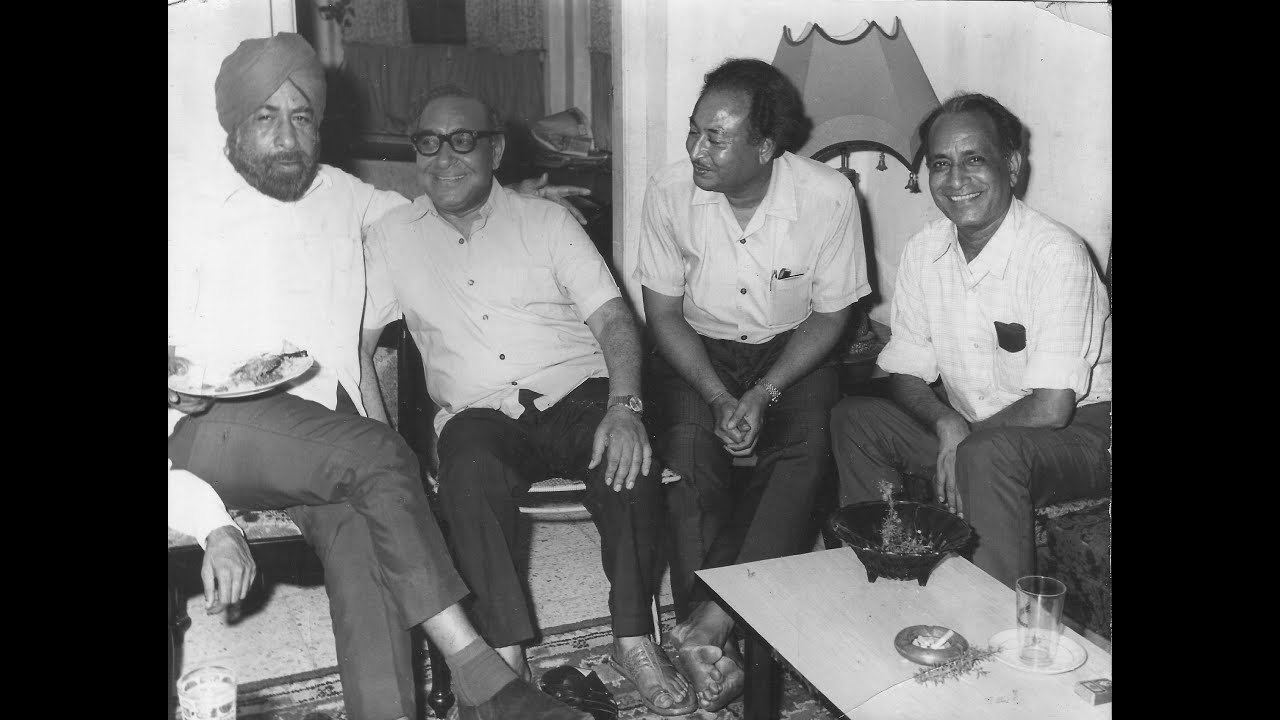 Krishna Chandar : Hare krishna, hare krishna, krishna krishna, hare ...