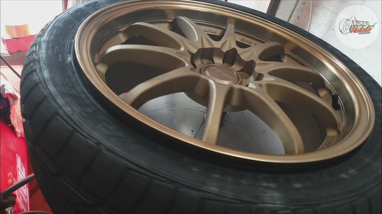 Honda mobilio menggunakan velg ce28 R17 - YouTube