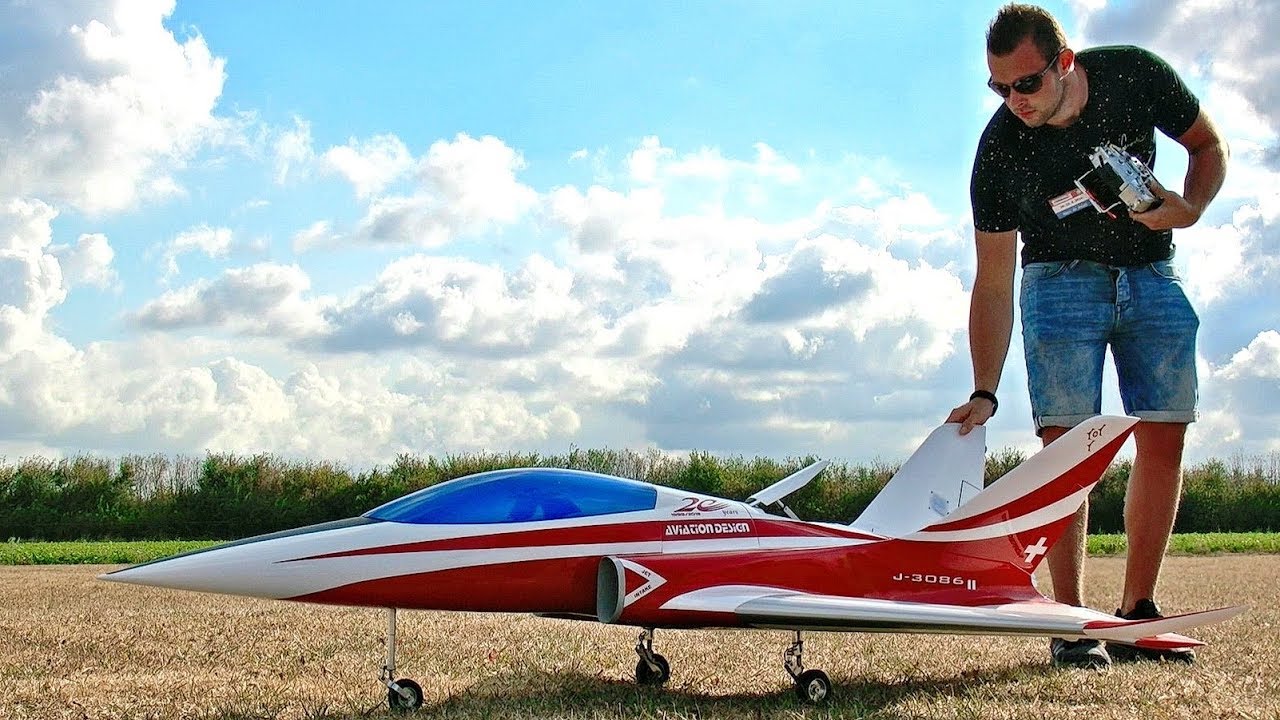 AMAZING SUPER SCORPION BIG RC SCALE MODEL TURBINE JET FLIGHT ...