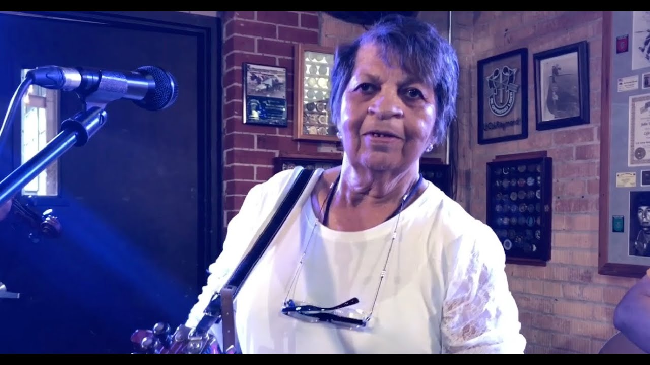 Mary Jane Broussard - LA VALSE DE DIMANCHE APRES MIDI - YouTube