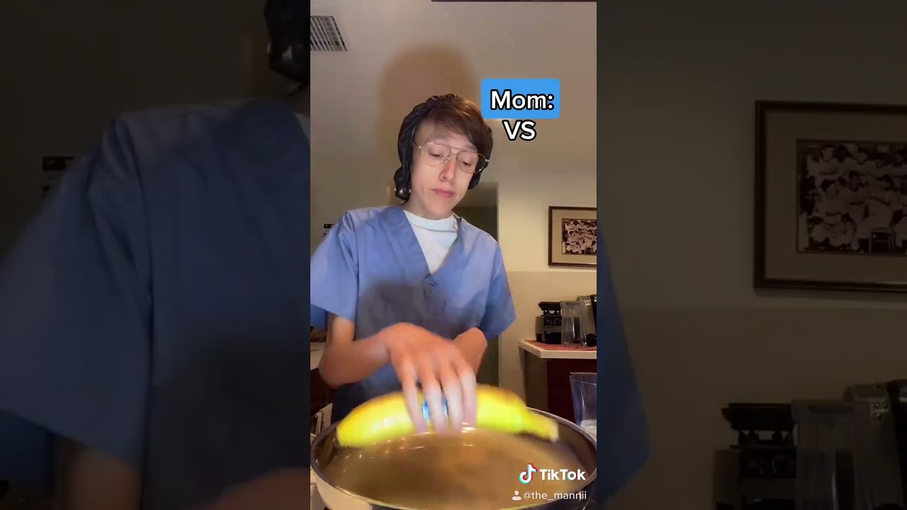 Me Vs Mom Cooking Shorts Youtube