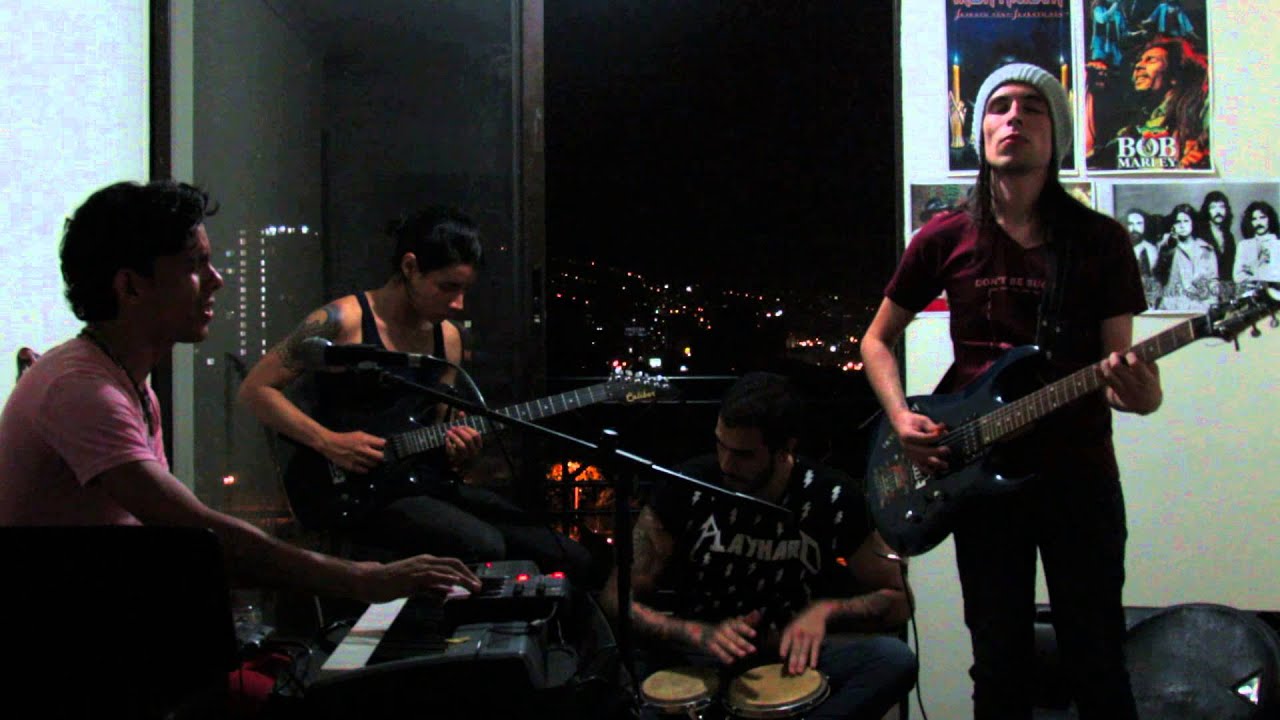 The Watts - Song live 2 - YouTube