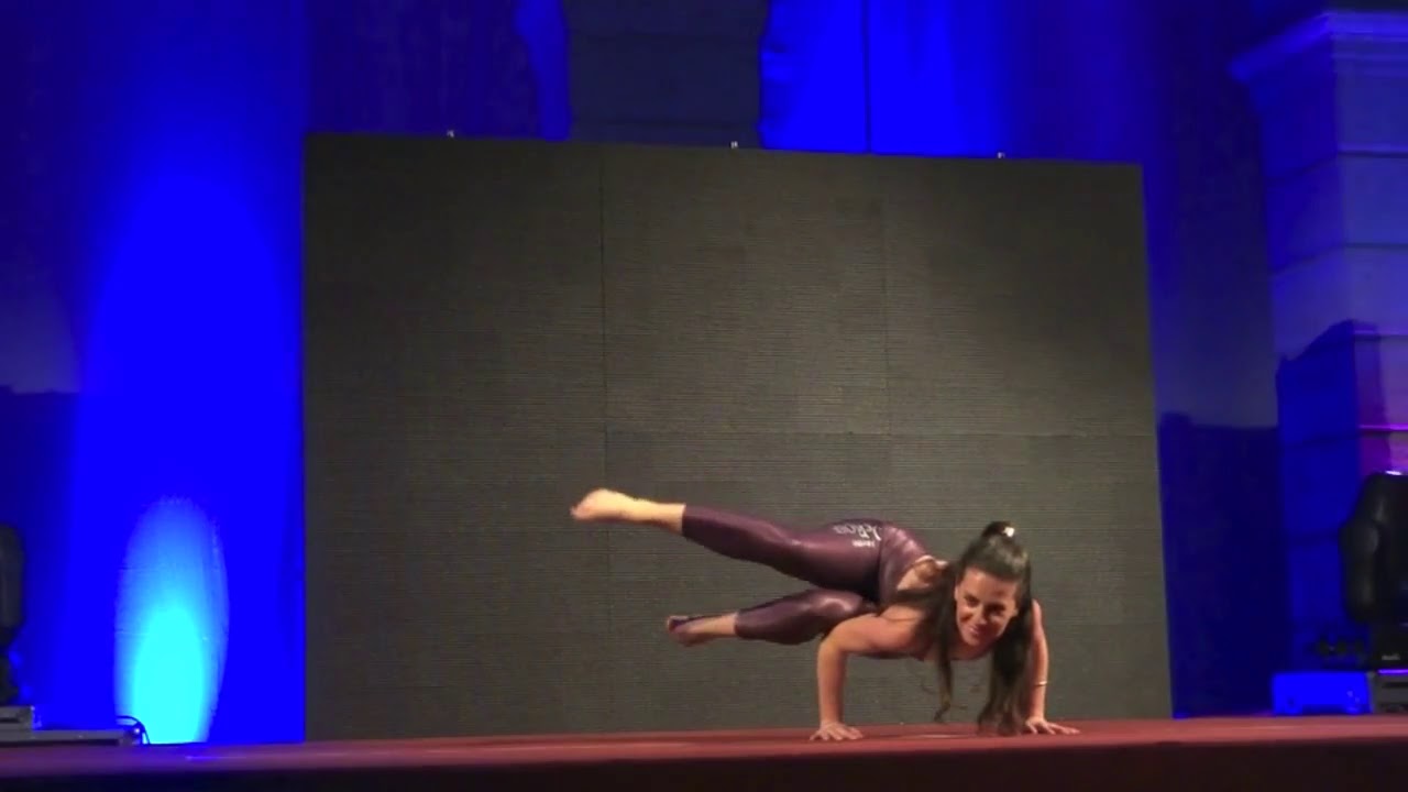 DeROSE Method - Coreografia de SARA GARCIA - YouTube