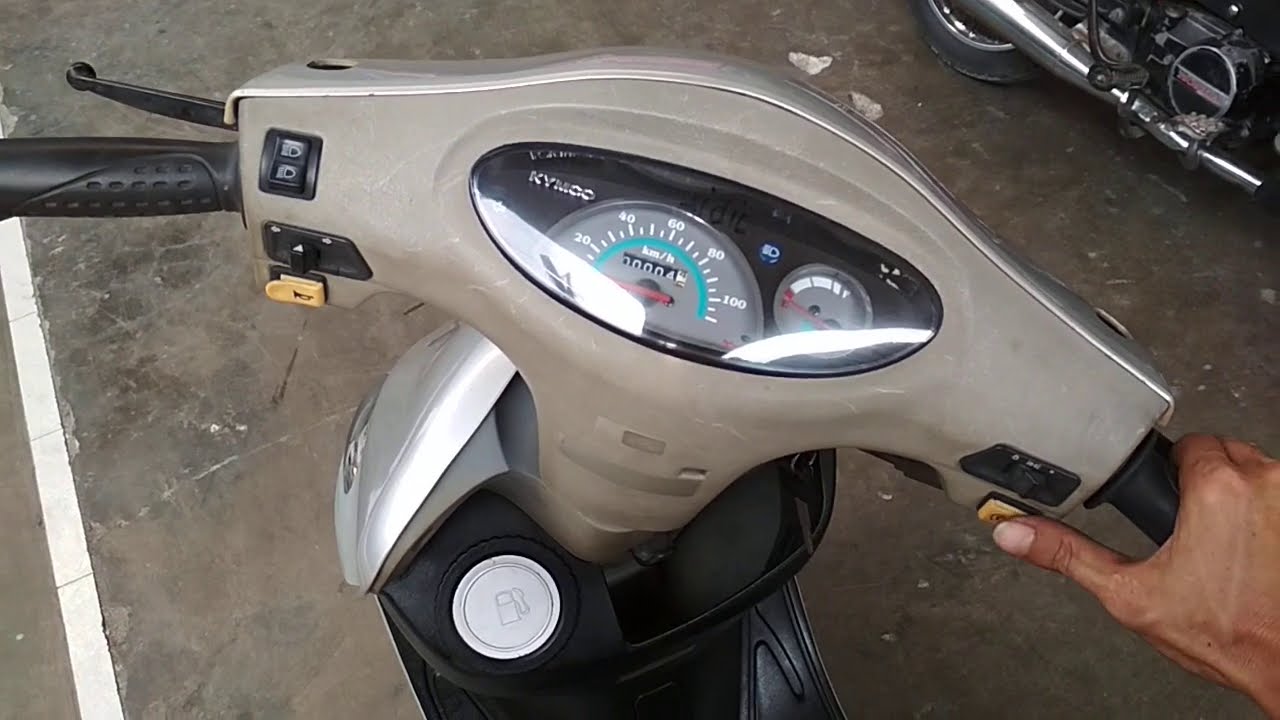 Review test hidup NOS kymco - easy warna silver. Tujuan jakarta - YouTube