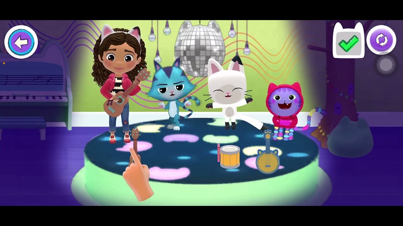 Playing Gabby’s Dollhouse - YouTube