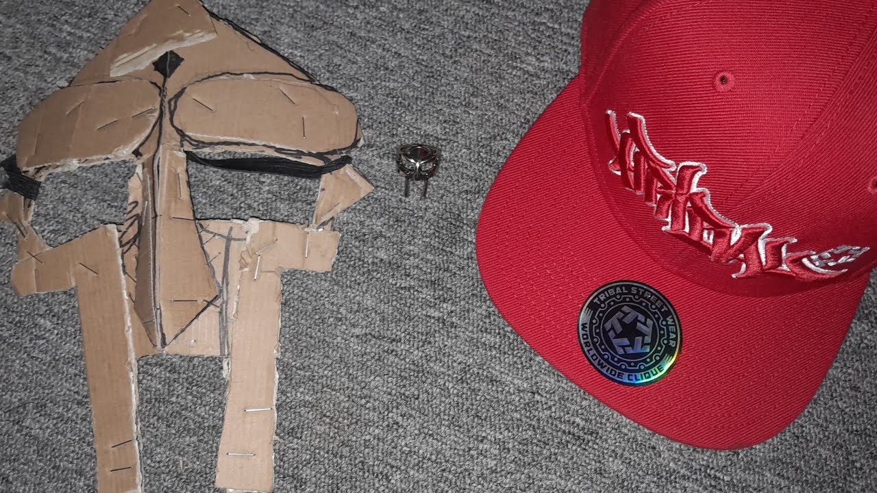 Making a MF DOOM Mask Outta Cardboard for Halloween - YouTube