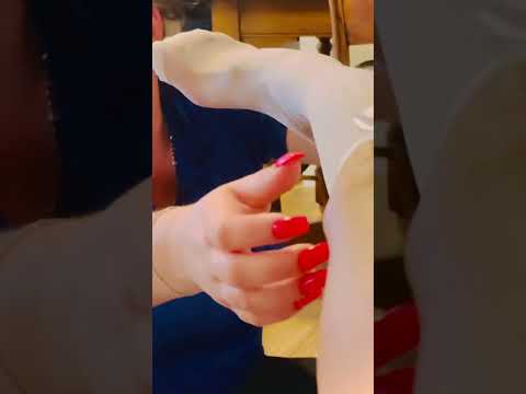 Maid takes off Madam’s sweaty stockings and wipes and massages her feet!