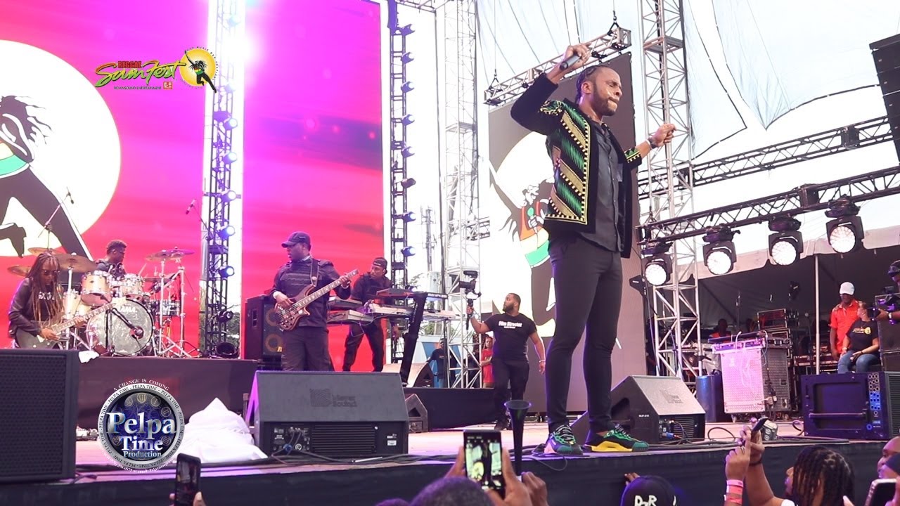 DEXTA DAPS gave a panty dropping performance leaving the ladies soaking ...
