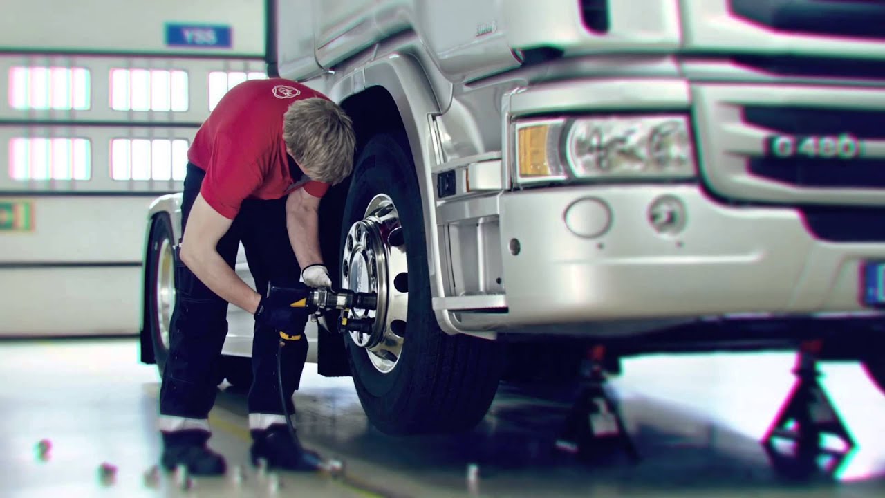 Scania ergonomics for Service Technicians -- Joints - YouTube