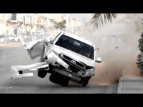 Hilux Accident in Morning 20-03-2021 - YouTube