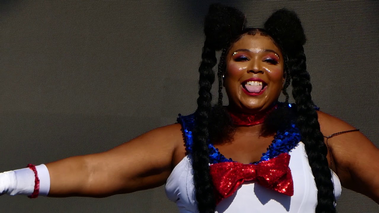 Lizzo - Scuse Me (Live @ Voodoo Fest 2018) (New Orleans, LA) - YouTube