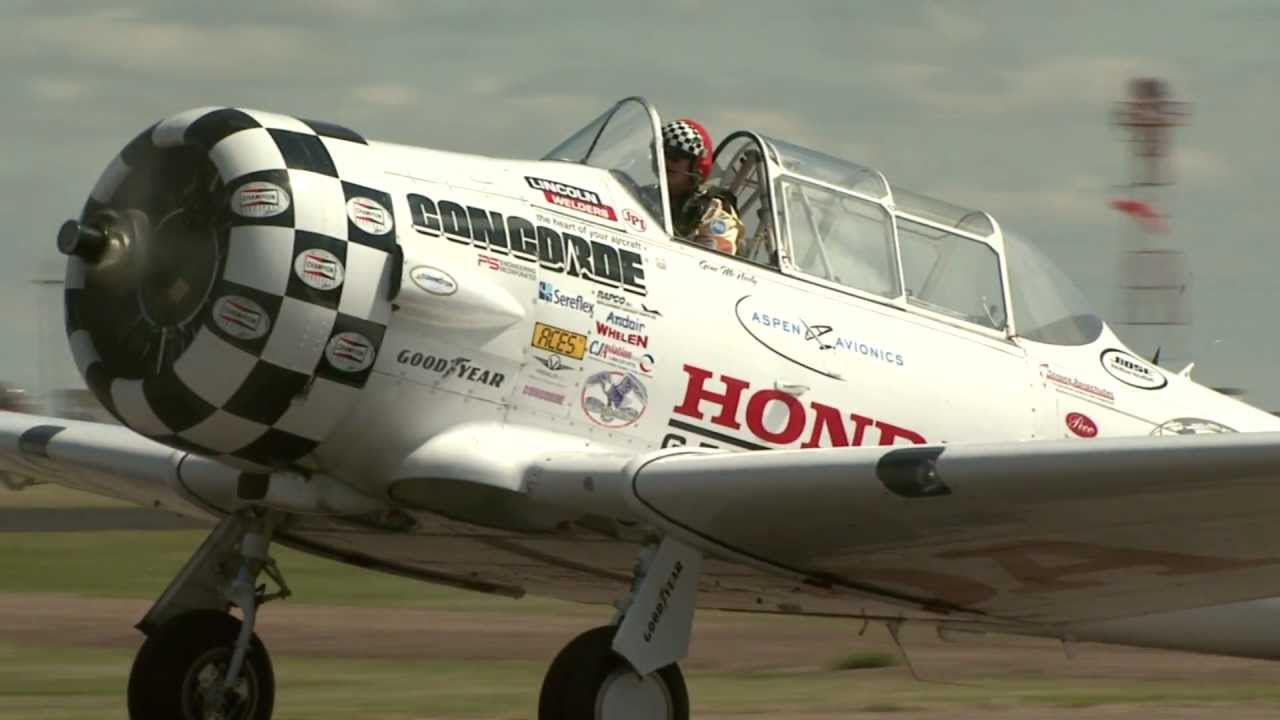 Gene McNeely AT-6 Racing Texan in HD - YouTube
