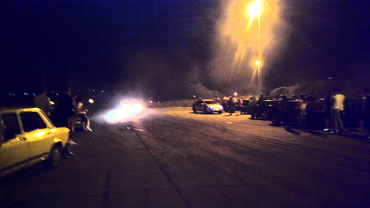 Pontiac Trans Am 5.7 V8 LT1 burnout Miseluk - YouTube