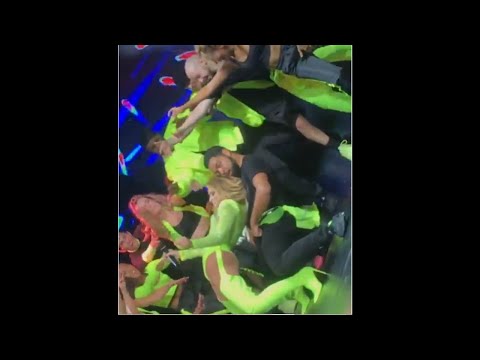 Hadise - Let The Groove Get In (Canlı) Harbiye Açıkhava Sahnesi 10.08.2019 (EFSANE SHOW)