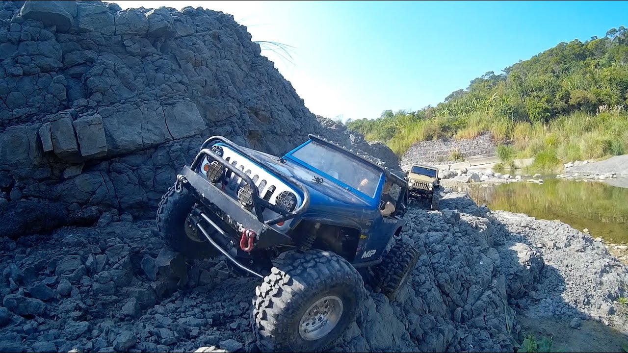 RC Crawler Courses - Adventures #1 - YouTube