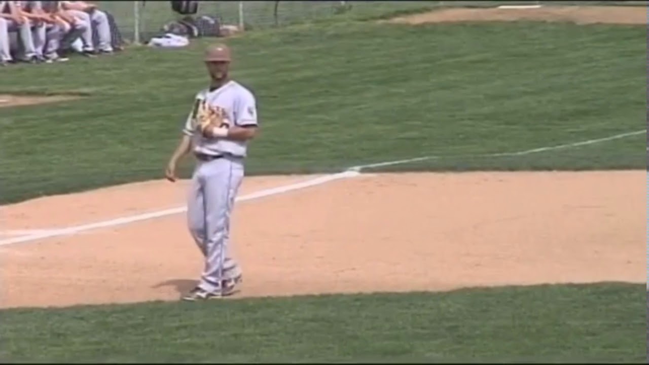 Jordan Ashbrook Homerun | Otterbein University Baseball - YouTube