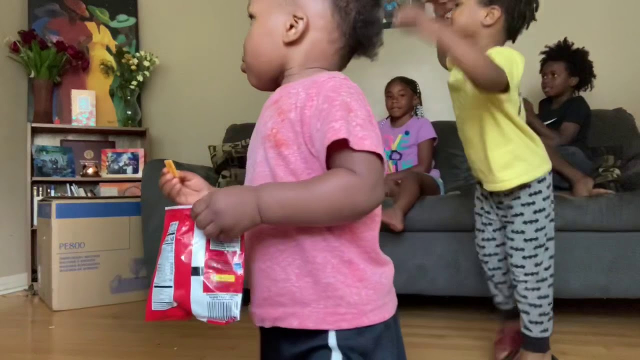 Fruit snack challenge for Deuce - YouTube