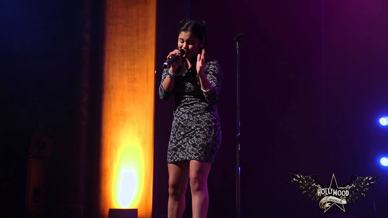 Melissa Navarro Covers Chandelier at the El Portal Theatre - YouTube