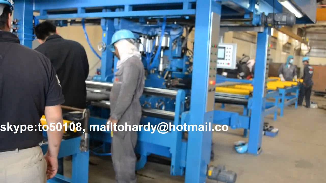 membrane wall panel welding machine 12 - YouTube