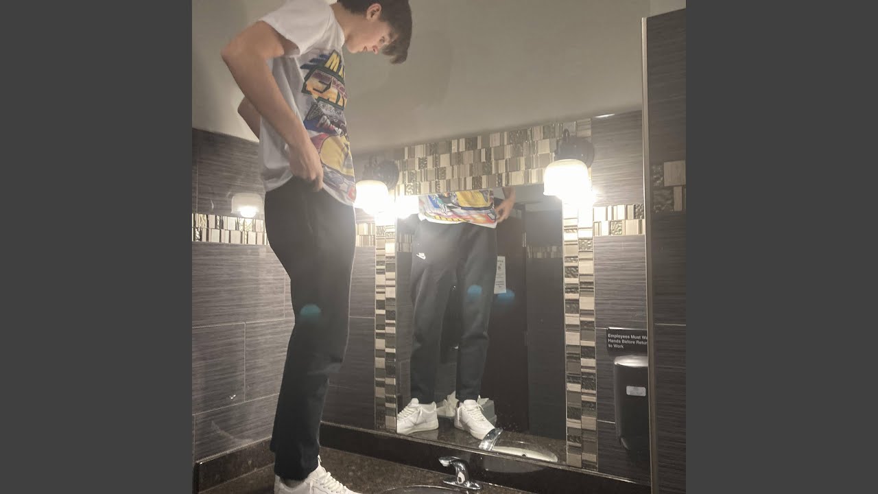 da biggest burd - YouTube