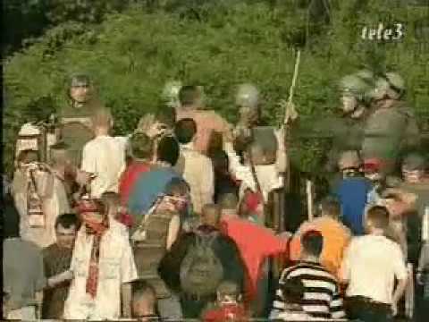 PoLish HOoLigans WisŁa Kraków vs poLice 90's - YouTube