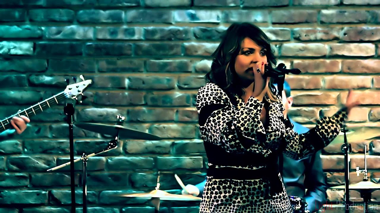 Alexandra Alexandrova - Renaissance girl Live @ Studio 5, 2013 - YouTube