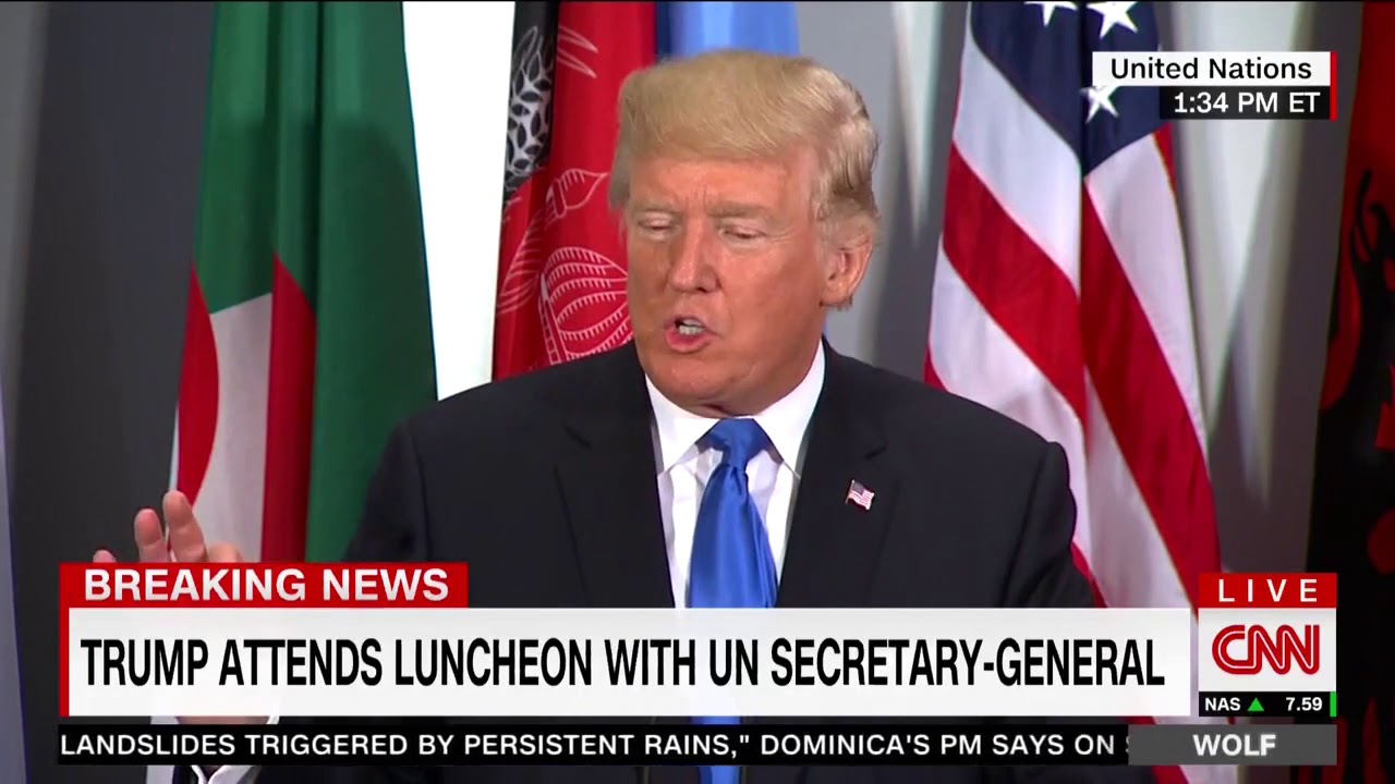 Trump toasts United Nations, takes a sip of wine - YouTube