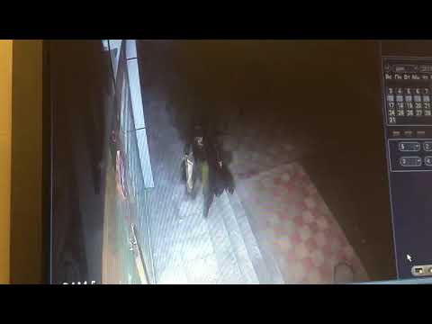 Iki usaq anasi aptekden ogurluq etdi