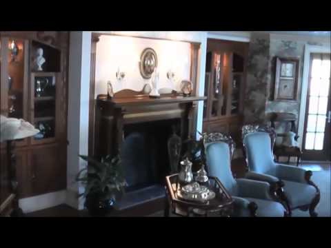 An inside tour of the largest steamboat ever built, the American Queen ...