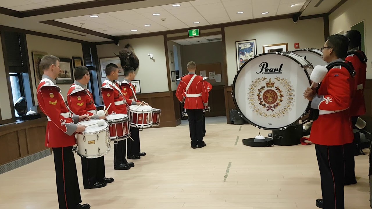2 PPCLI Drumline: The Legend battles - Linton On The Snare - YouTube