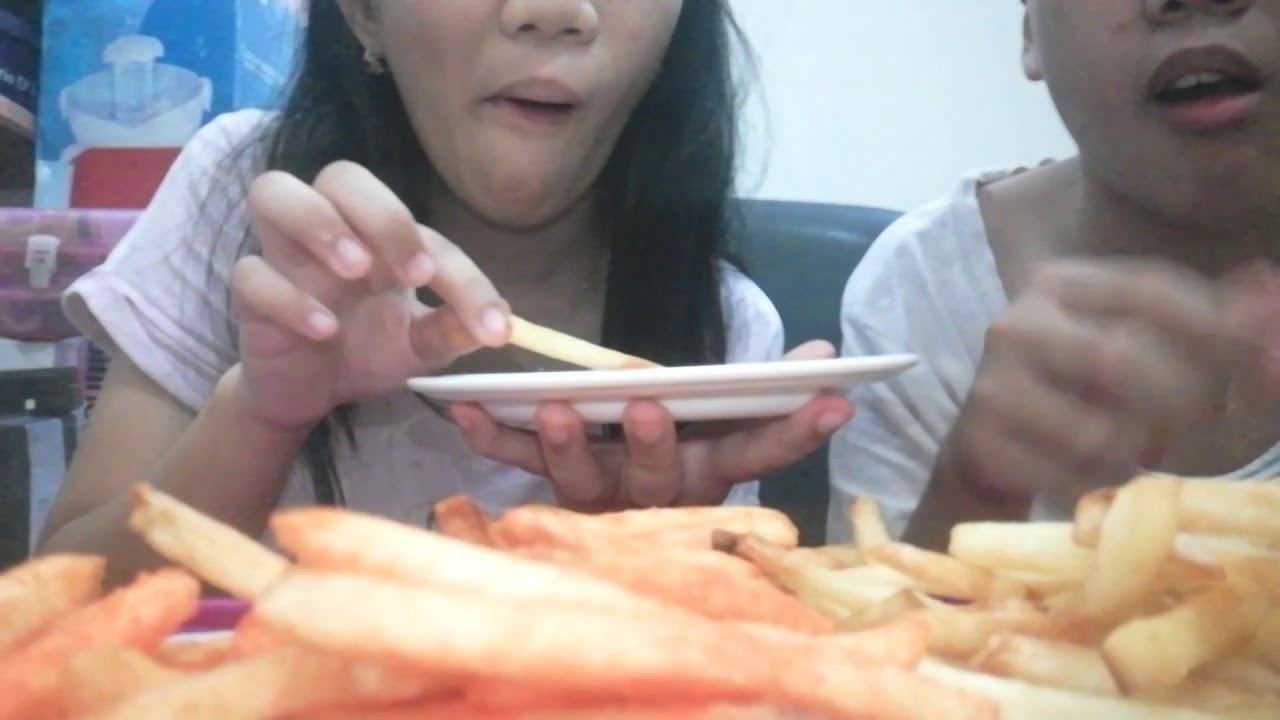 MUKBANG FRIES (CHEESE SO YUMMY!) - YouTube