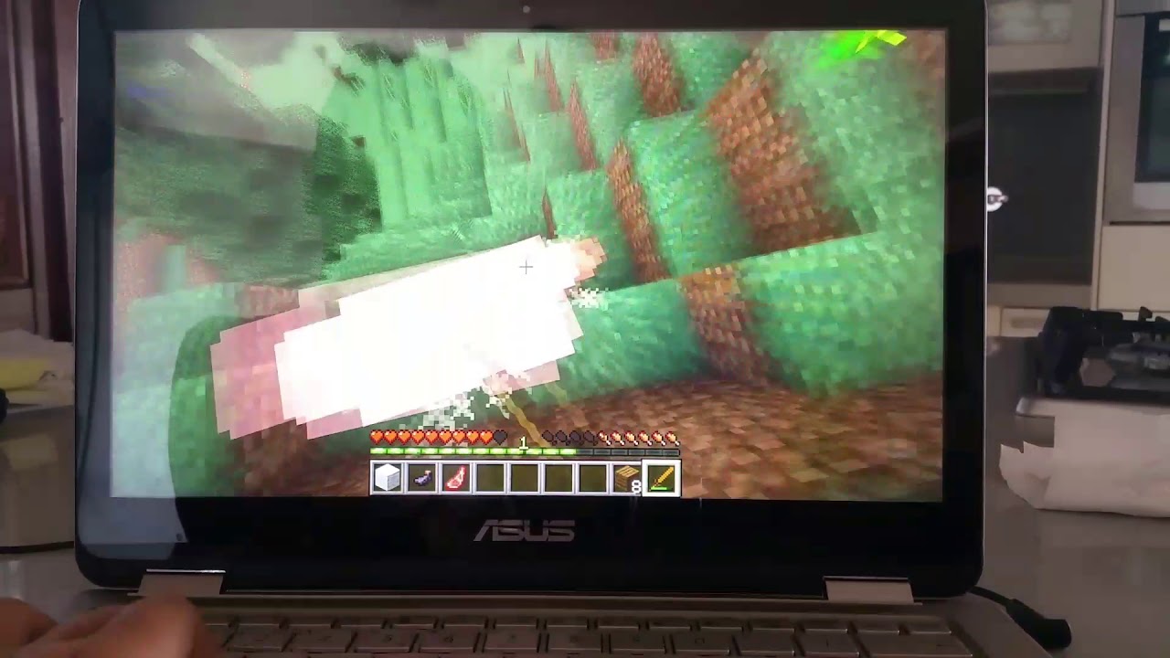 Playing Minecraft on Intel Core m3-7y30 HD615 Asus ux360 - YouTube