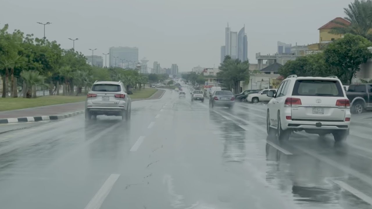 امطار الخبر واجواء جميله 2 Khobar rain and beautiful weather. 15-1-2022 ...