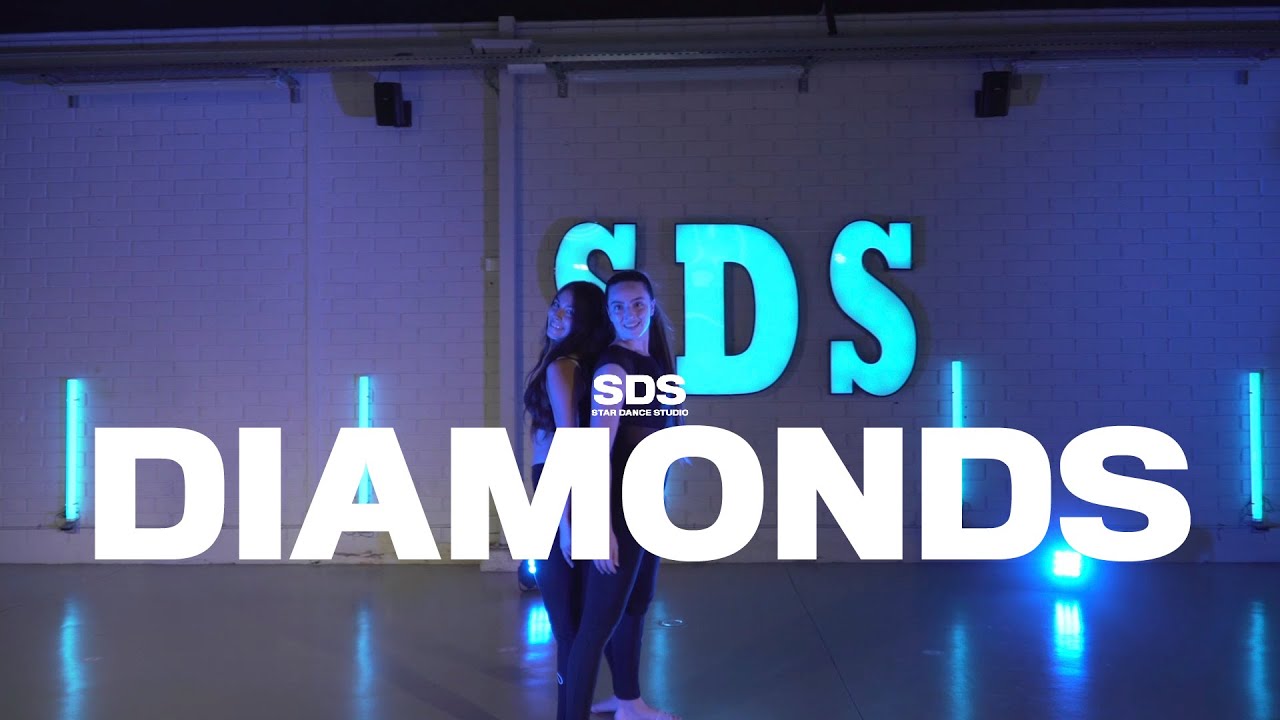 Sam Smith - Diamonds // By Noelia & Ainara - YouTube