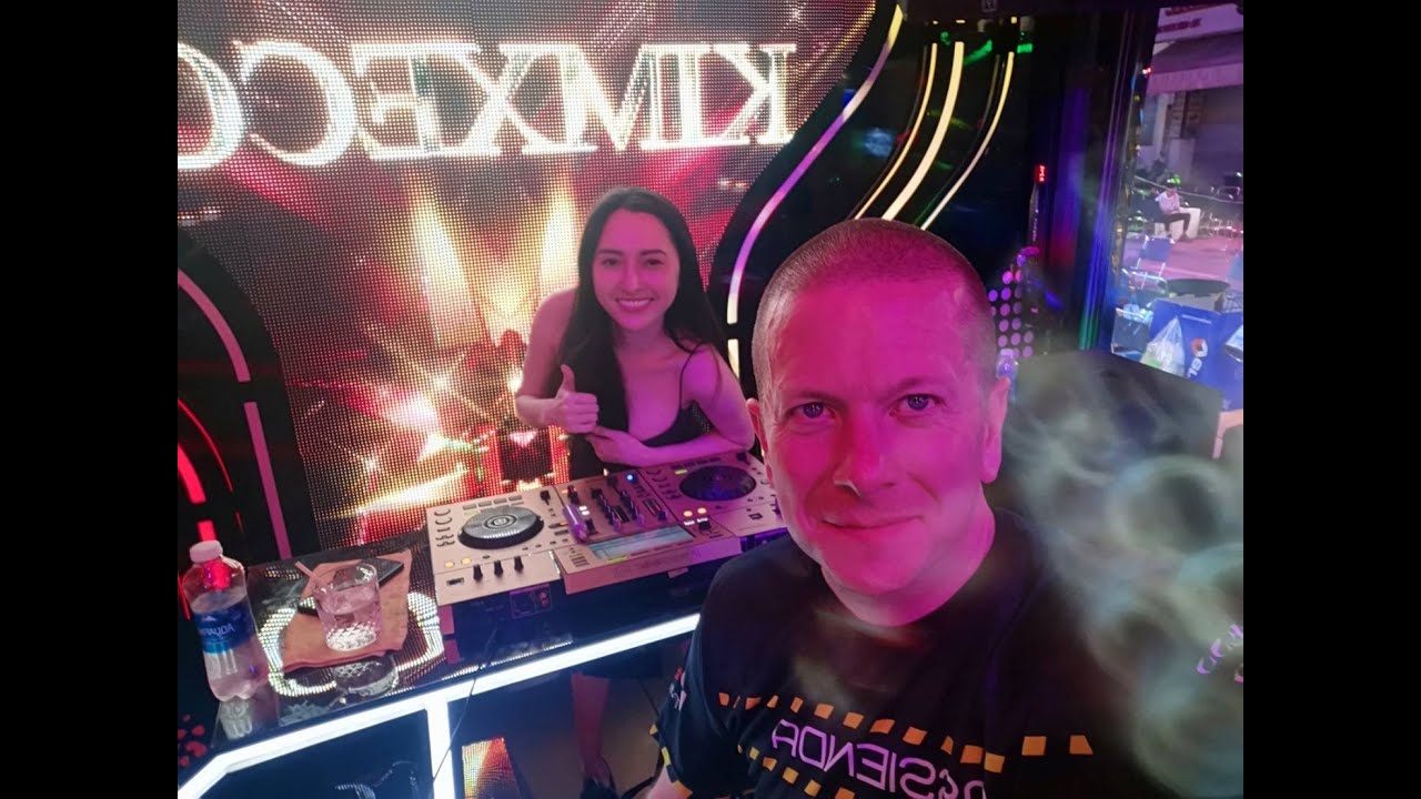 Ben in Vietnam Chillin’ The most in Ho Chi Minh City - YouTube