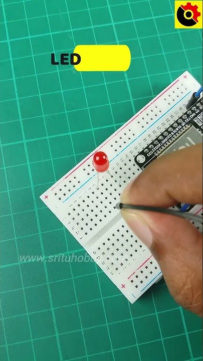 How to blink an LED with ESP32 board - YouTube