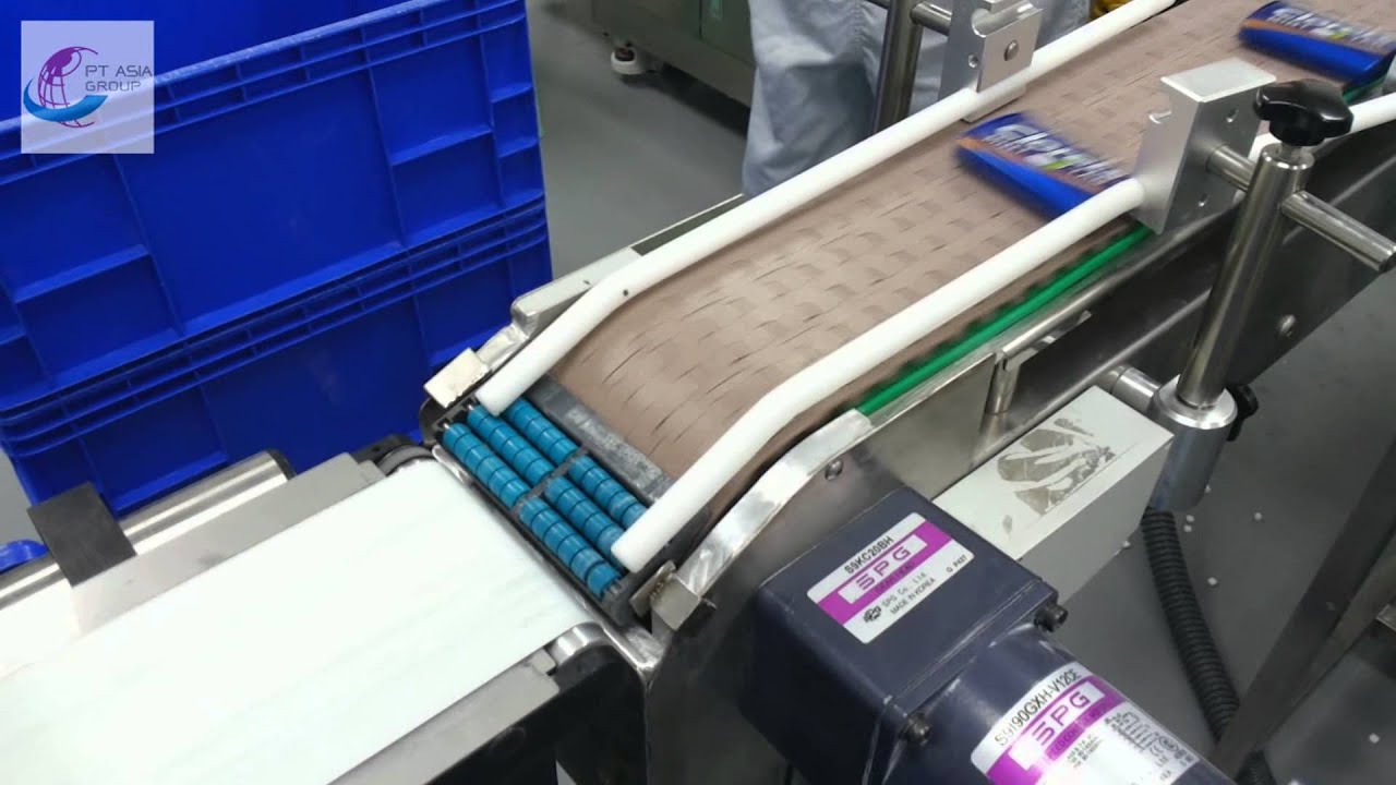 Linx 7900 Spectrum White Pigment Ink Printer for Clorets mints packaged ...